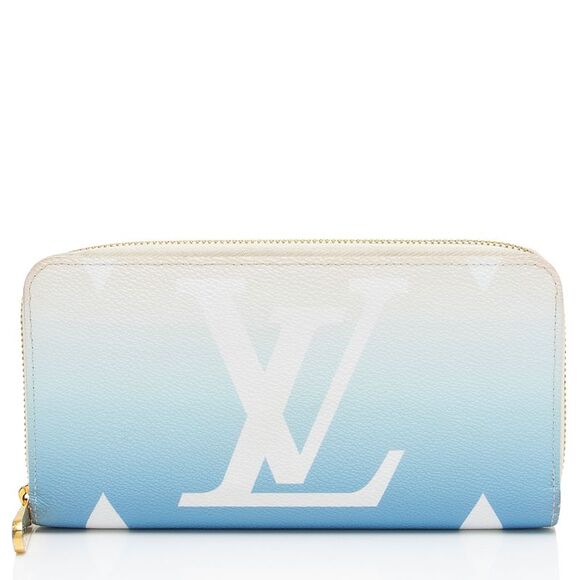 Louis Vuitton | Accessories | Louis Vuitton Giant Monogram Canvas By ...
